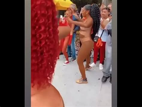 Anitta Bailando Con El Culo En Carnaval XVIDEOS COM