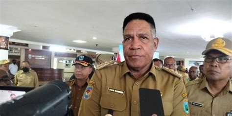 Paulus Waterpauw Ingatkan Kubu Lukas Enembe Bermasalah Dengan Hukum