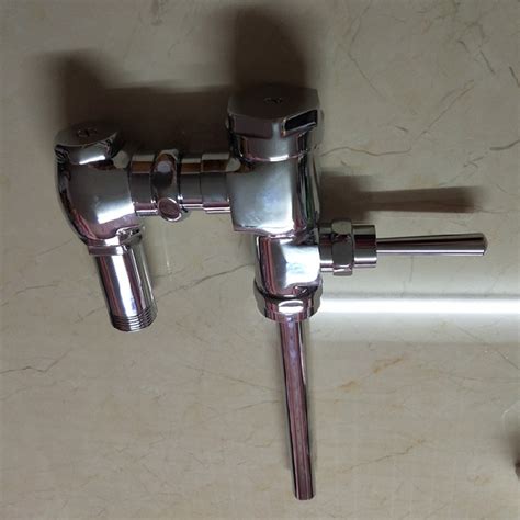 卧式小便冲洗阀手压大便冲水器 1寸 4分冲洗阀门伸缩可调冲洗器 虎窝淘