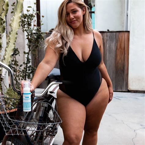 Tan Mousse Natural Looking Self Tan Mousse Skinny Tan Uk Skinny