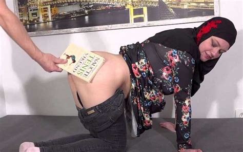 Rg K Fj Sex With Muslims Sandra Sweet Muslim Wife Loves Spanking Apr Intporn Forums