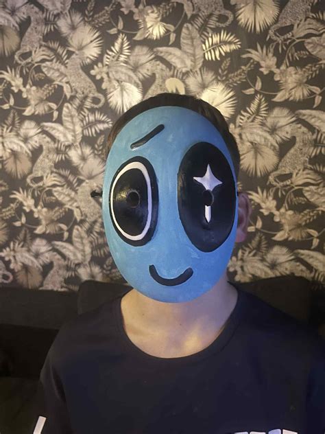 Roblox Dandys World Astro Mask Free 3d Print Model Makerworld