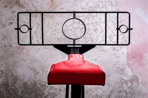 IMMOBILIZATION SEX STAND BDSMarchitecture