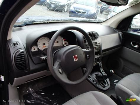 2005 Saturn Vue Standard Vue Model Dashboard Photos