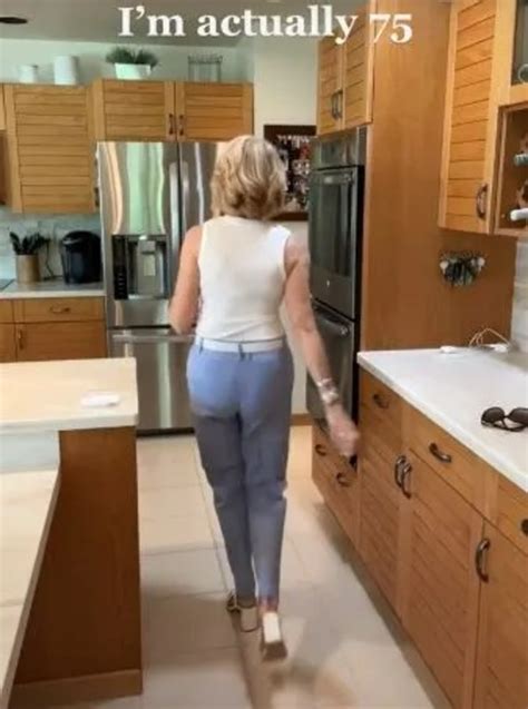 76 Year Old Fashion Blogger Defies Stereotypes And Gains Popularity On