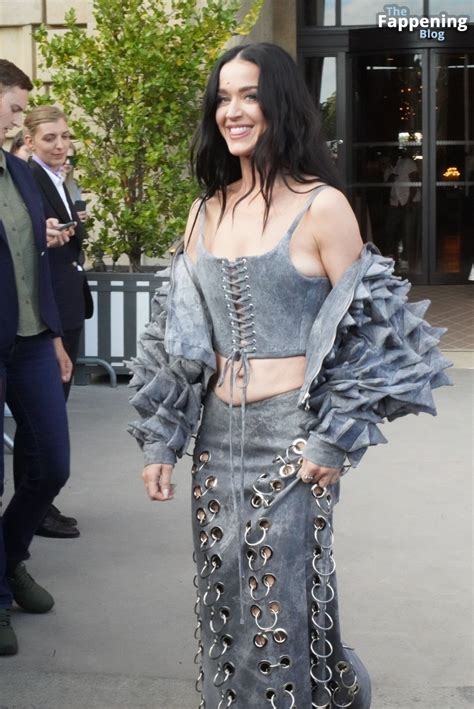 Braless Katy Perry Leaves Crillon Hotel For Dinner In Paris 120 Photos Naked Onlyfans