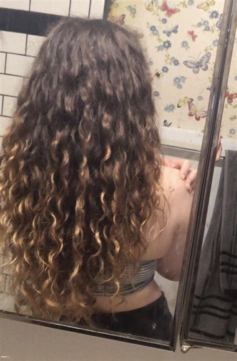 A Somewhat Even Curl Pattern Could I Really Be So Lucky R Curlyhair