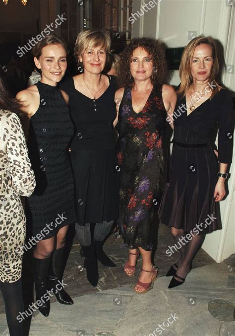 Val Rie Mairesse Feet Photos