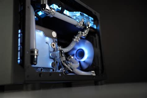 Mini Itx Watercooled Pc Rtx 4090 Ryzen 7950x3d R Sffpc
