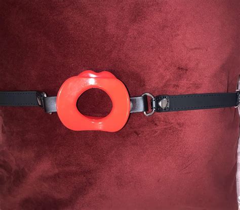 Sex Mischief Silicone Lips Gag Review Tried Tested