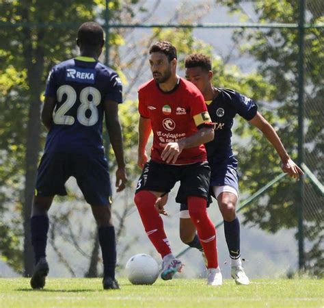 شجاع خلیل زاده کاپیتان تراکتور شد عکس طرفداری