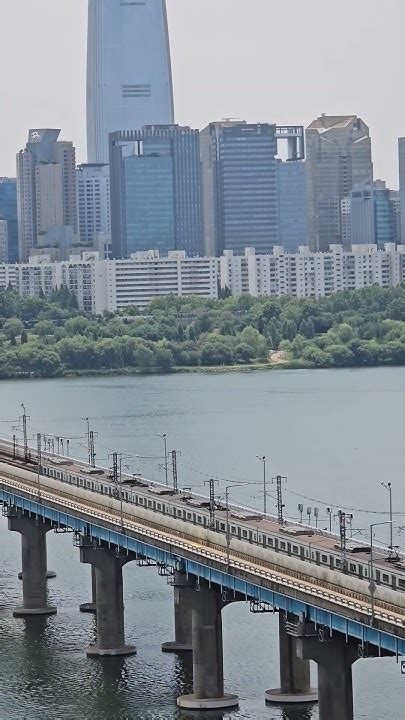 흐르는 강물처럼 지나는 바람처럼 Youtube