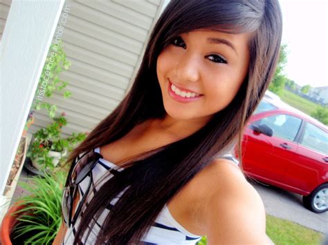 Best Curve Is Her Smile Rrealasians