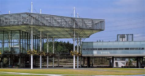 県立北総花の丘公園 花と緑の文化館 飯田善彦建築工房 新建築データ