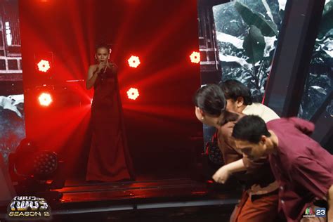 ไมค์ทองคำ [📸แชะรูปโชว์] โชว์ เพลงสุสานคนช้ำ ผลงานของ