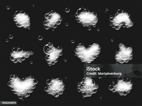 검은 색 배경에 고립 된 거품이있는 비누 거품 조각 반짝이는 샴푸와 목욕 거품 벡터 일러스트 3차원 형태에 대한 스톡 벡터 아트 및 기타 이미지 Istock