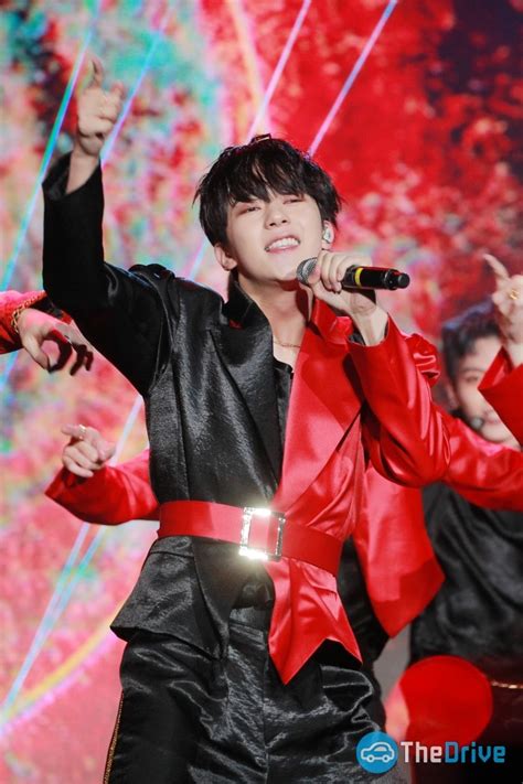 [d포토] 오메가엑스 Omega X 예찬 막내 등장~