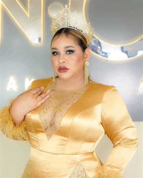 ប្រុងប្រយ័ត្ន តារាកំប្លែងនាង ផេនខេក ចូលពេទ្យសង្គ្រោះបន្ទាន់ព្រោះប្រើថ្នាំសម្រកទម្ងន់លើកកម្រិត