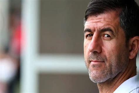 عیادت کریم باقری از پیشکسوت استقلال عکس