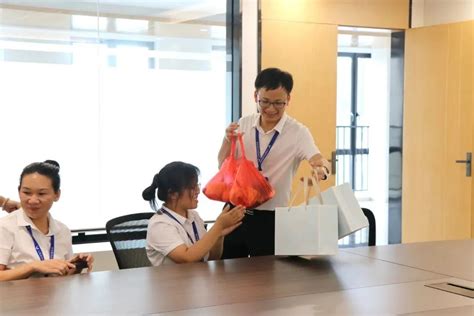 小初衔接 共筑成长 新世纪初中部与小学部开展小初衔接交流活动 玉林新世纪教育城