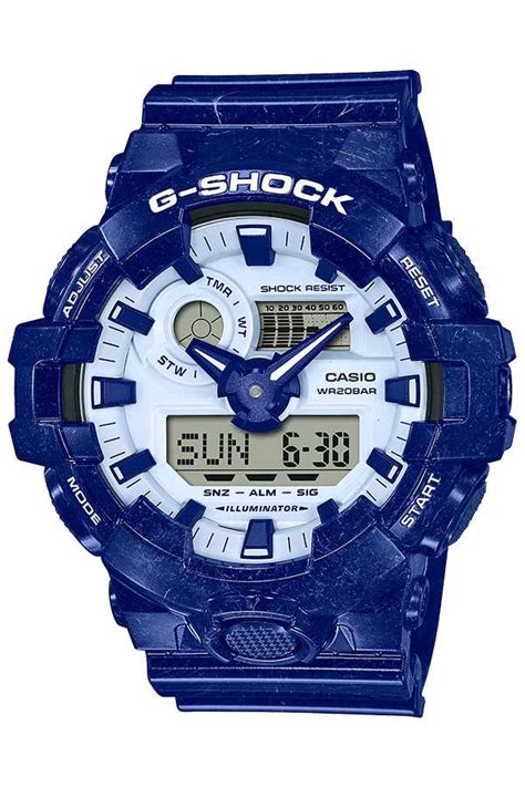 Casio G Shock นาฬิกาข้อมือผู้ชาย สายเรซิ่น รุ่น Ga 700bwp 2a สีน้ำ
