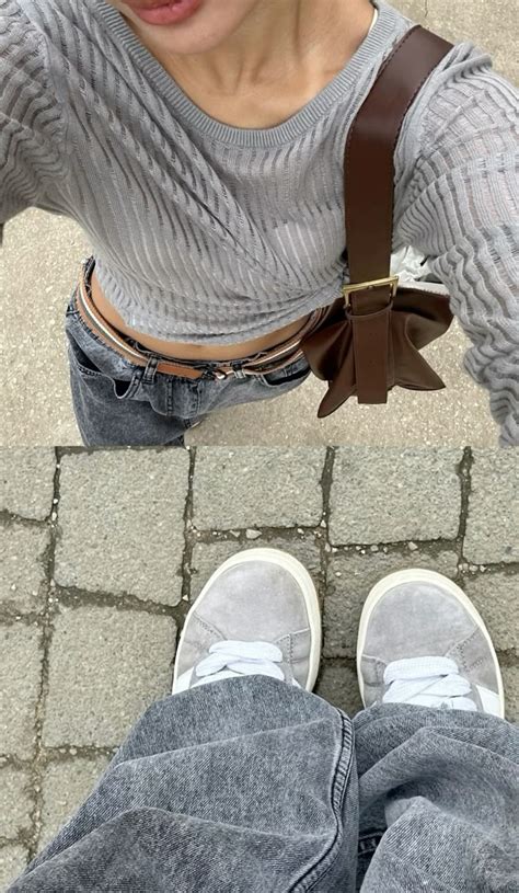 Pin de d en 生活 Como tomarme fotos bonitas Ideas para sacarse fotos Postureo fotos