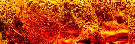 매크로 콜라 배경 콜라와 얼음 음식 배경 콜라 클로즈업 디자인 요소 맥주 매크로 거품 얼음 거품 배경 얼음 조각 추상적인 배경 0명에 대한 스톡 사진 및 기타 이미지