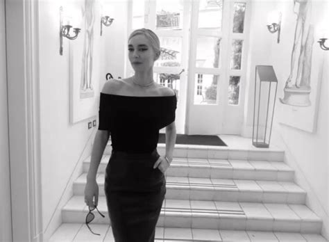 ghim trên vanessa k