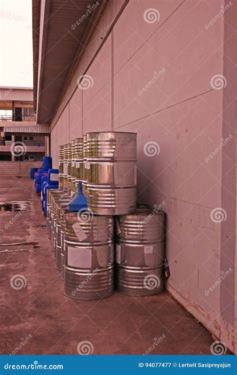 Container For Solvent Storage In The Warehouse And Factoryplastic