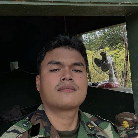 Logitech English Below 🤗🤩😊ឈុត Logitech Mk220 មិនមែនមានត្រឹមតែរាងតូច ហើយខ្វះនេះ ខ្វះនោះទេ