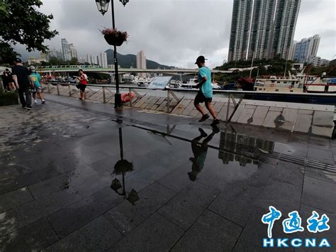 颱風“蘇拉”減弱遠離 香港市面有序復常 頭條 香港中通社