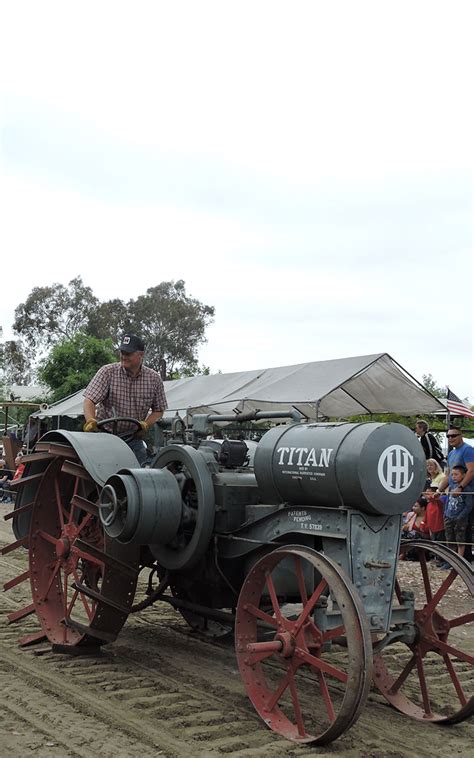 2019 Antique Gas And Steam Engine Spring Tractor Show