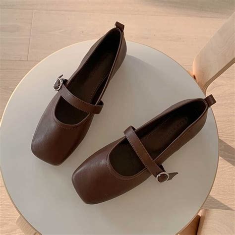 갈색단화 러블리한 여성 슈즈 브라운 메리 제인 스트랩 단화 브라운메리제인 스트랩플랫슈즈 메리제인슈즈 예쁜단화