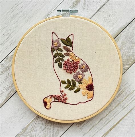 Best 13 10 Cat Embroidery Free Patterns Artofit