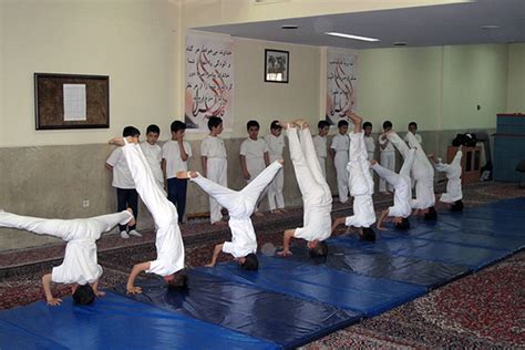 ورزش دبستان دوره اول