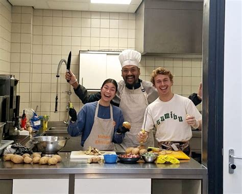 Ivan Tai Apin ‘mijn Eerste Nasi Met Ei Bakte Ik Op Zevenjarige Leeftijd De Ware Tijd