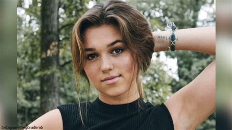 Modeling Industry Tells Sadie Robertson She Needs To Lose 10 Pounds