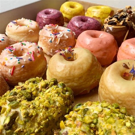 Box 12 Mini Donuts à Partager Fait Maison à Genève Ginger Donuts
