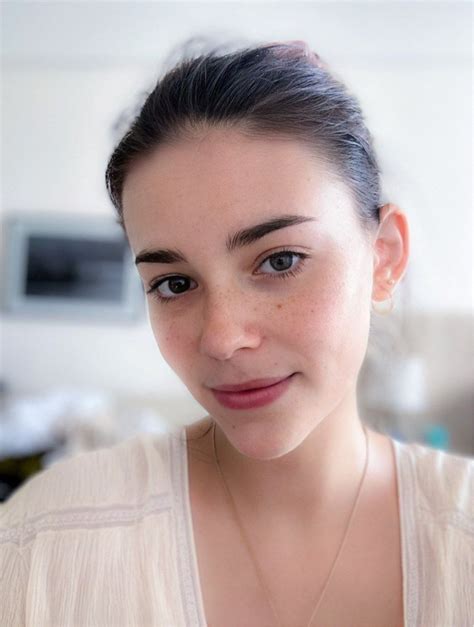 Rate My Face [f22] R Faceratings