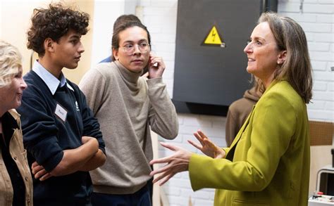 Princess Claire Visits La Scientothèque Winner Of The Queen Paola Prize
