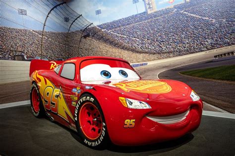 Lightning Mcqueen And Friends Wallpaper