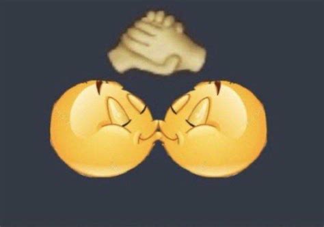 Dab Me Up Kiss Dab Me Up Emoji Know Your Meme