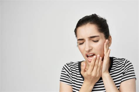 Tooth Abscess Causes Symptoms And Treatment Drnathanidentalclinic