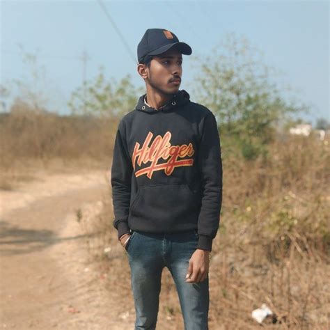 Rishabh Maheshwari Rishabh9777 Snapchat Stories Spotlight And Lenses