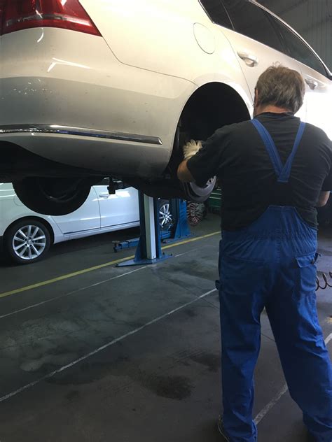 Ступичный подшипник — Volkswagen Passat B7 2 л 2012 года поломка Drive2