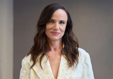 Juliette Lewis Pays Tribute To Yellowjackets After Season 2 Finale