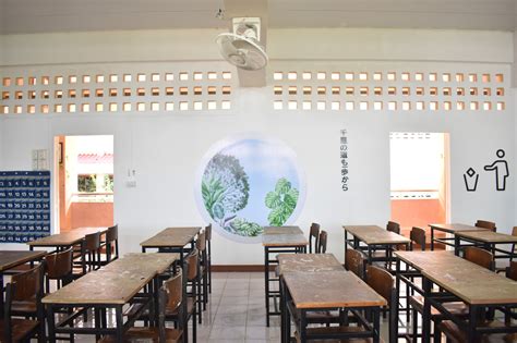 ครูไอเดียเริส ตกแต่งห้องเรียนสไตล์มินิมอล เหมือนนั่งเรียนอยู่ในคาเฟ่