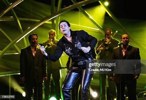 Hakim Egyptian Singer Photos And Premium High Res Pictures Getty Images