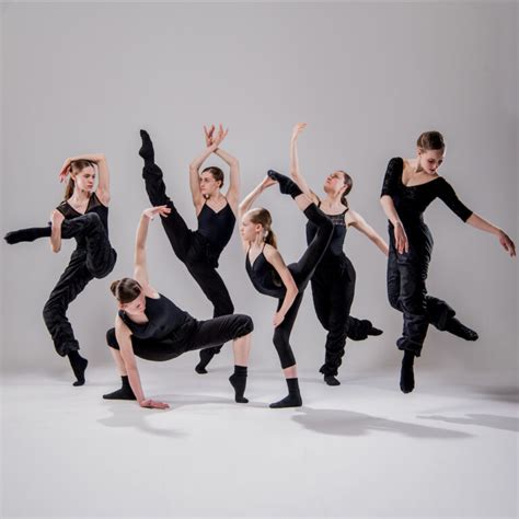 Dancing Sisters Talk With Quiner Sisters Dance Informa Magazine