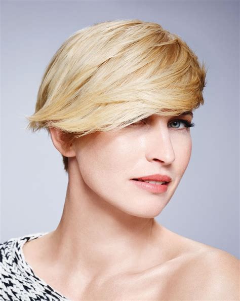 30 Easy Short Hairstyles For Older Women You Should Try Page 5